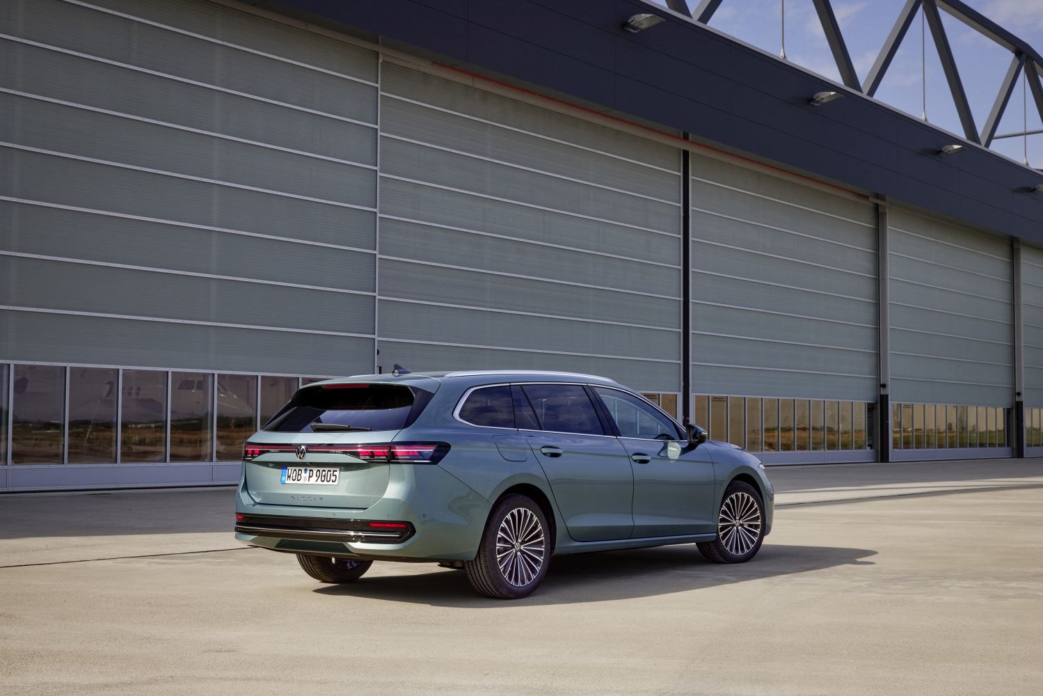 Volkswagen Passat Variant (B9) 2.0 TDI (150 Hp) DSG